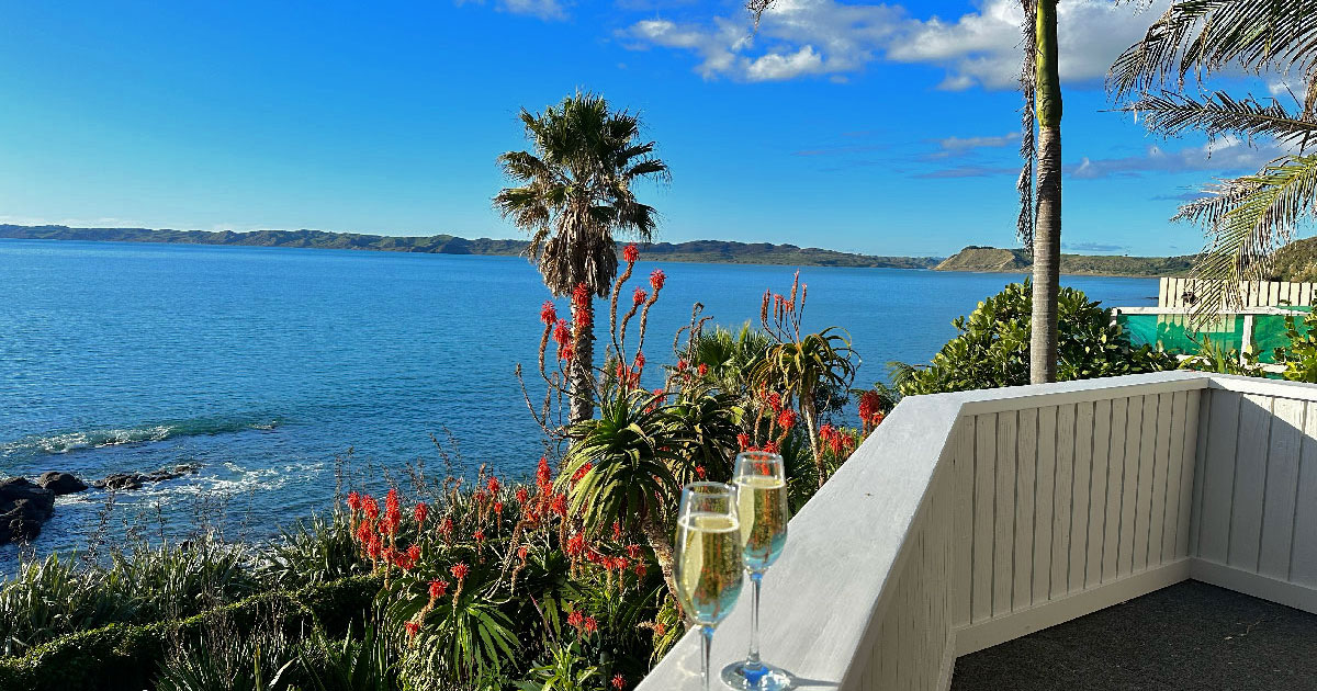 Bach & House - Whale Bay Surf House